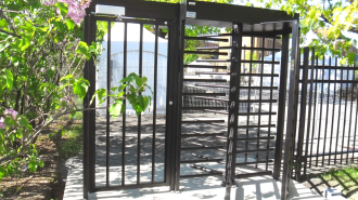 Free Access Gates Revit Download – Turnlock Side Gate – BIMsmith Market